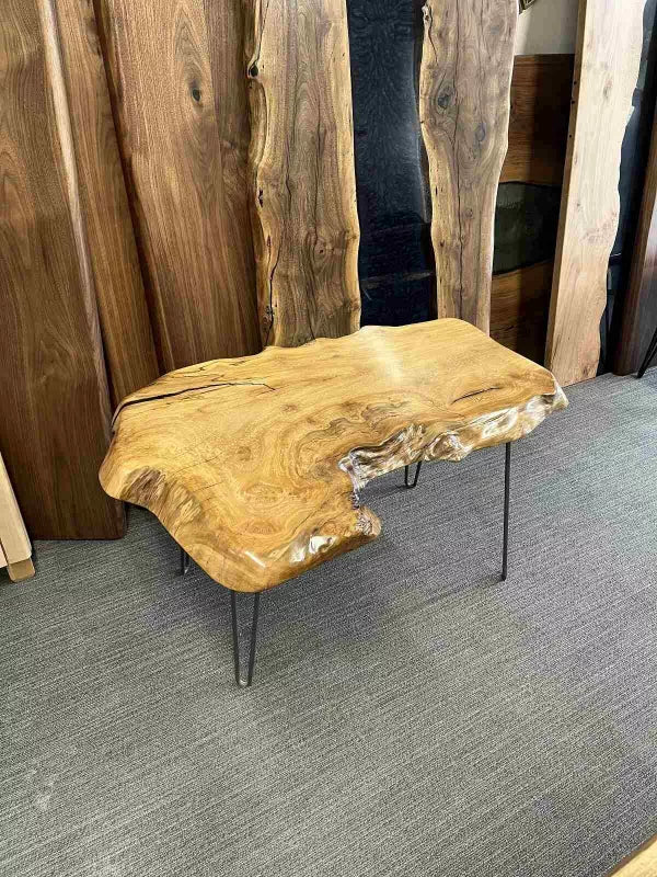 Golden Flow Side Table – Maxiwoods